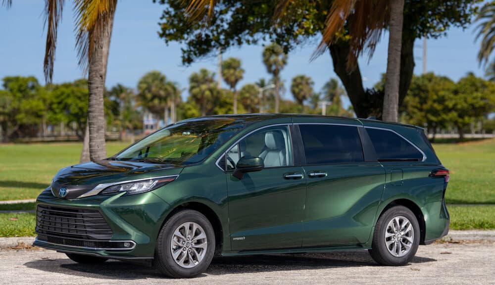 Toyota Recalls Over 167,000 Sienna Minivans For Seat Safety Risks ...